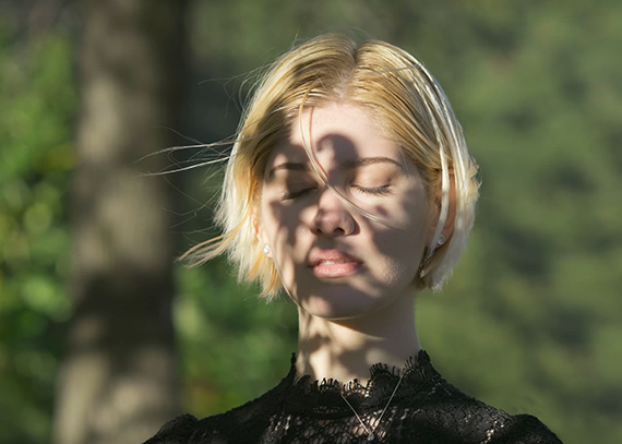 How To Shoot Portraits In Dappled Light Seriously Photography