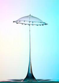 Interesting Photo of the Day: Water Droplet Umbrella Effect