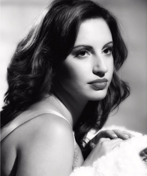 How to Shoot Fantastic 1940s Glamour Portraits from Start to Finish ...