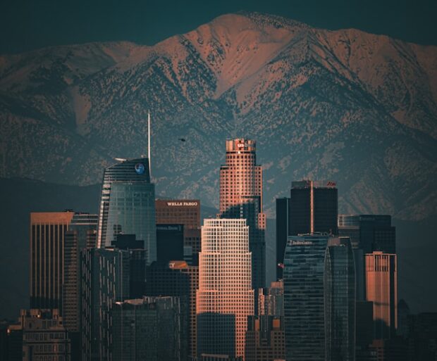 Depth Compression with Telephoto Lenses - PictureCorrect
